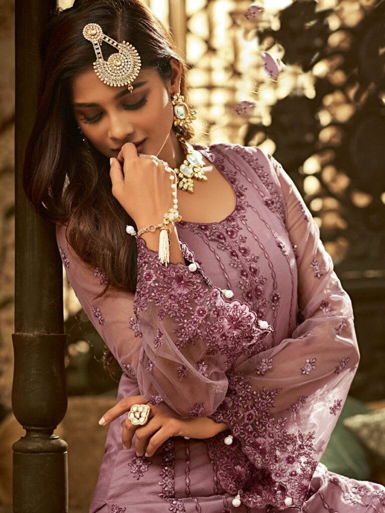 Pakistani Suits Designer In Surat 2022 - Pakistani Suits - SareesWala.com