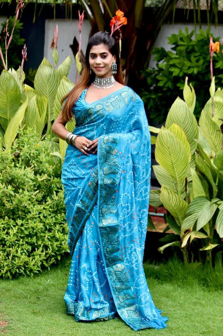 Saree With Blouse Online – Bandhani Saree - SareesWala.com