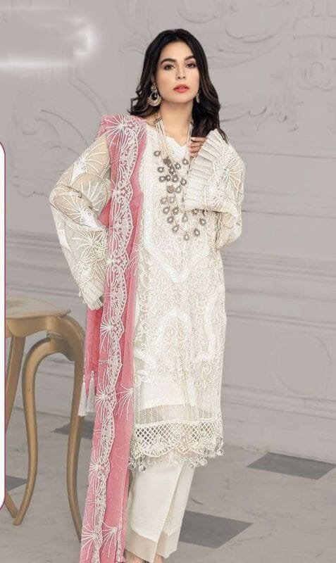 Ladies Pakistani Suits - Pakistani Suits Online - SareesWala.com