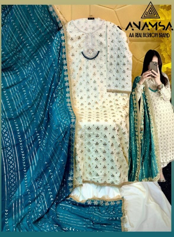 Elegant Grey White Pakistani Suits Dress for Timeless Charm